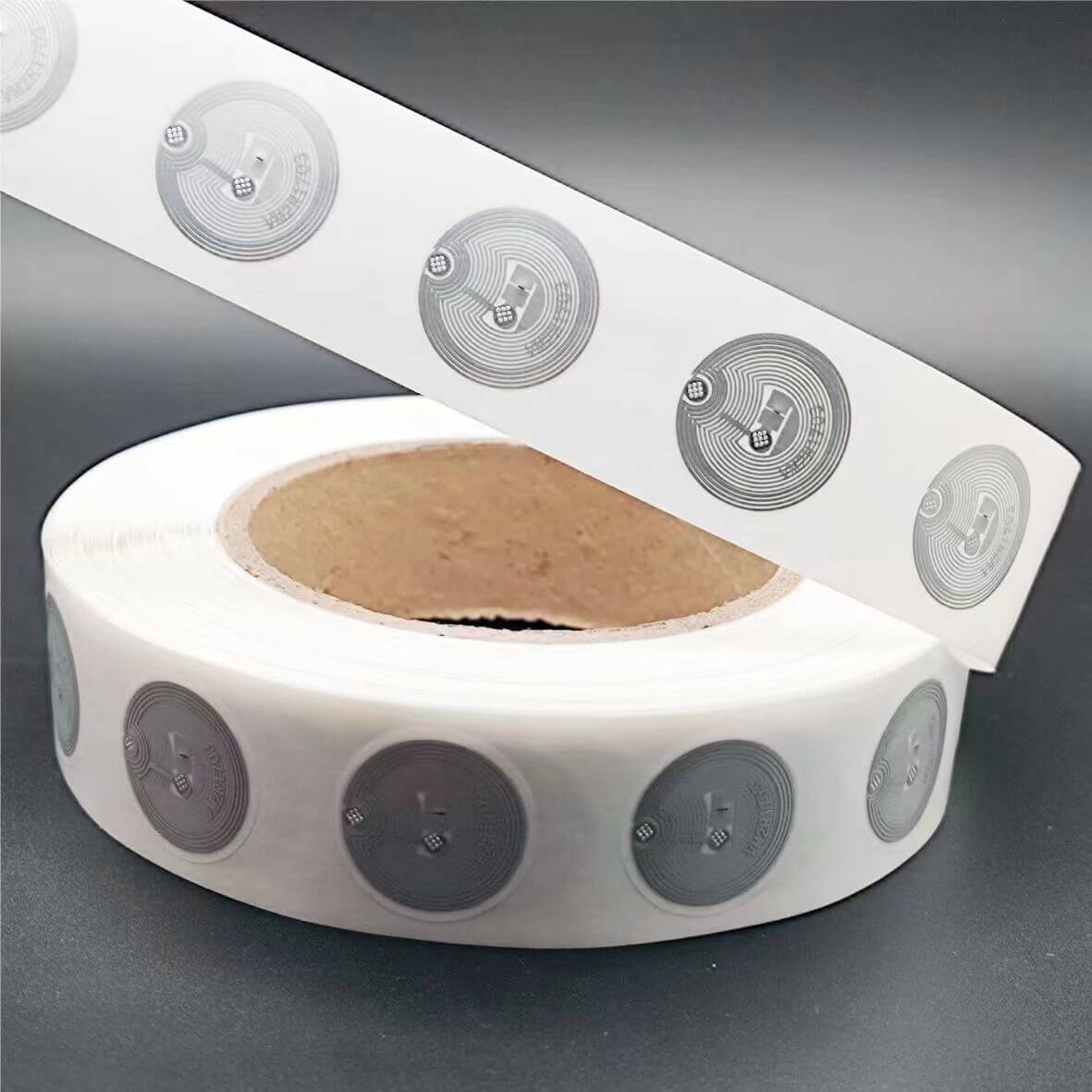 NFC Chip NTAG 213 Stickers Self Adhesive, 144 Bytes Memory RFID Tag — Kamo